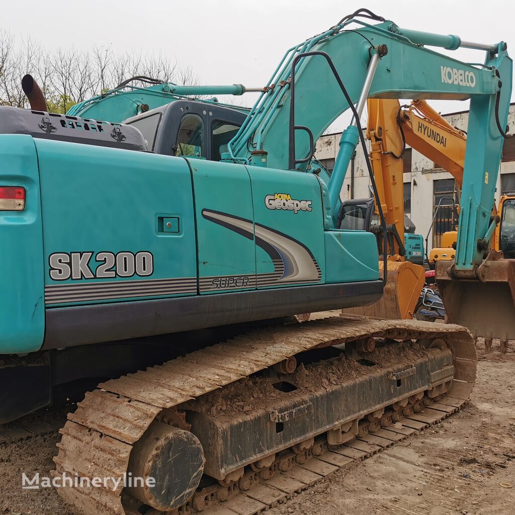 Kobelco SK200-8 bager guseničar