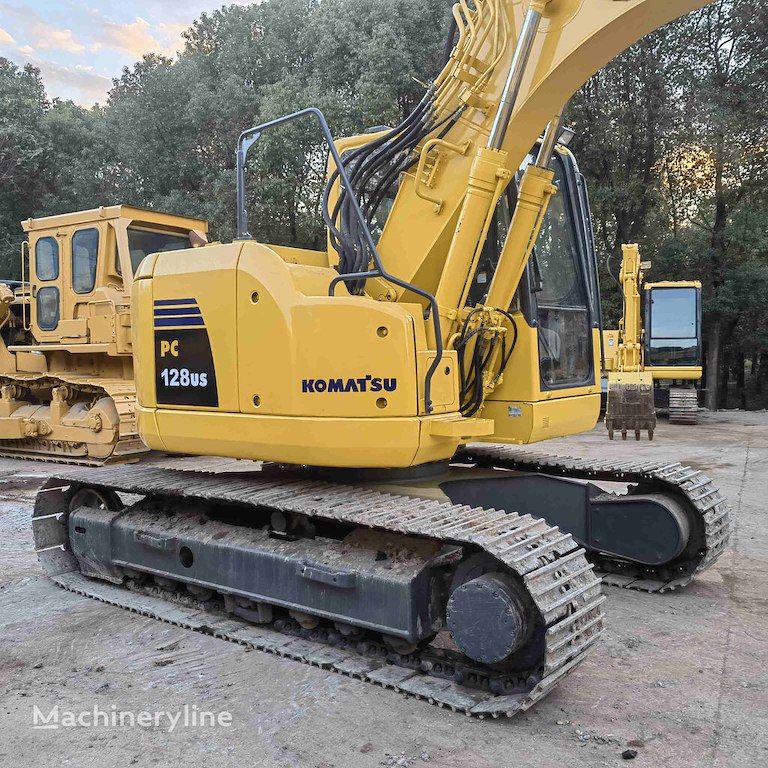 Komatsu PC128US bager guseničar