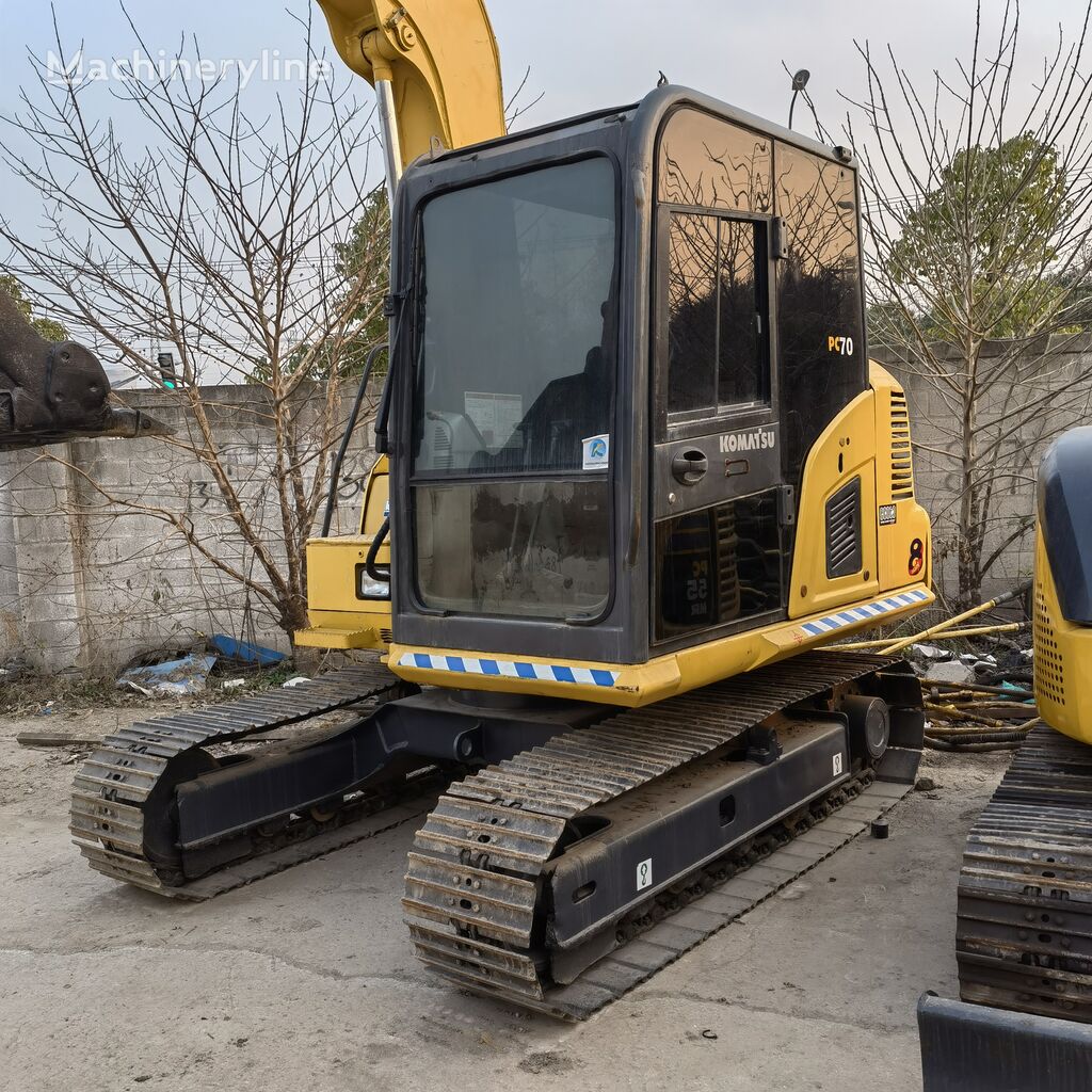 Komatsu PC70-8 bager guseničar