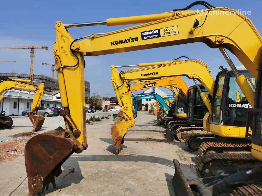 Komatsu PC60-7 bager guseničar