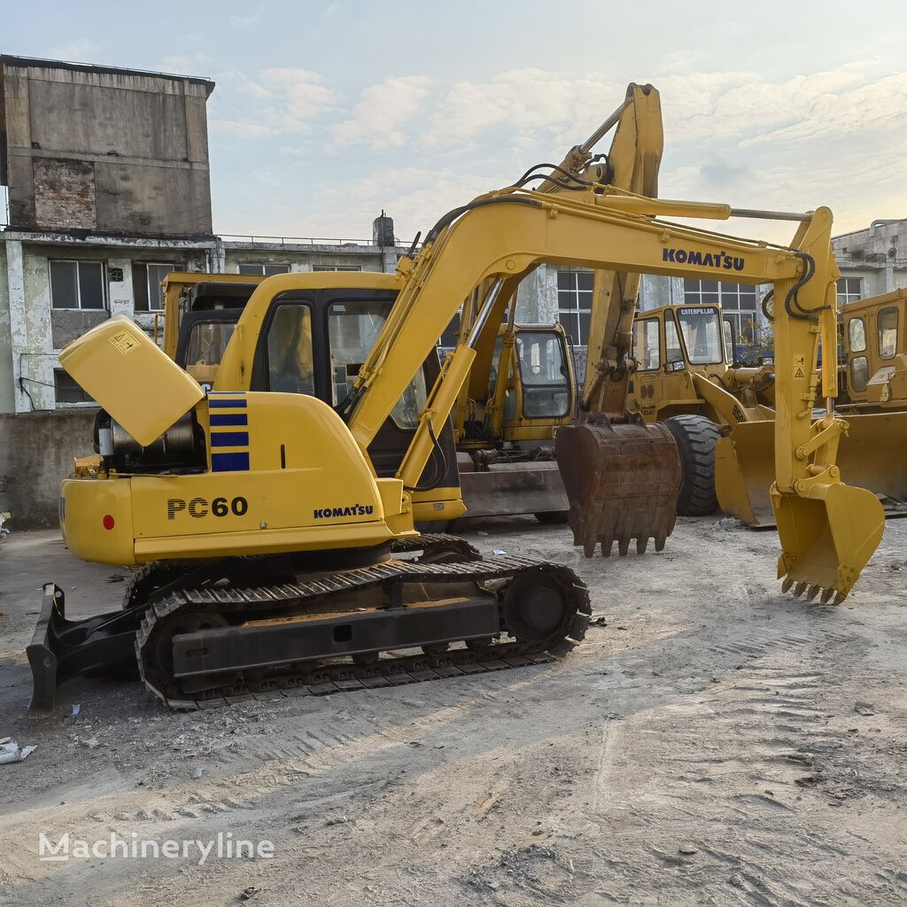 Komatsu PC60 bager guseničar