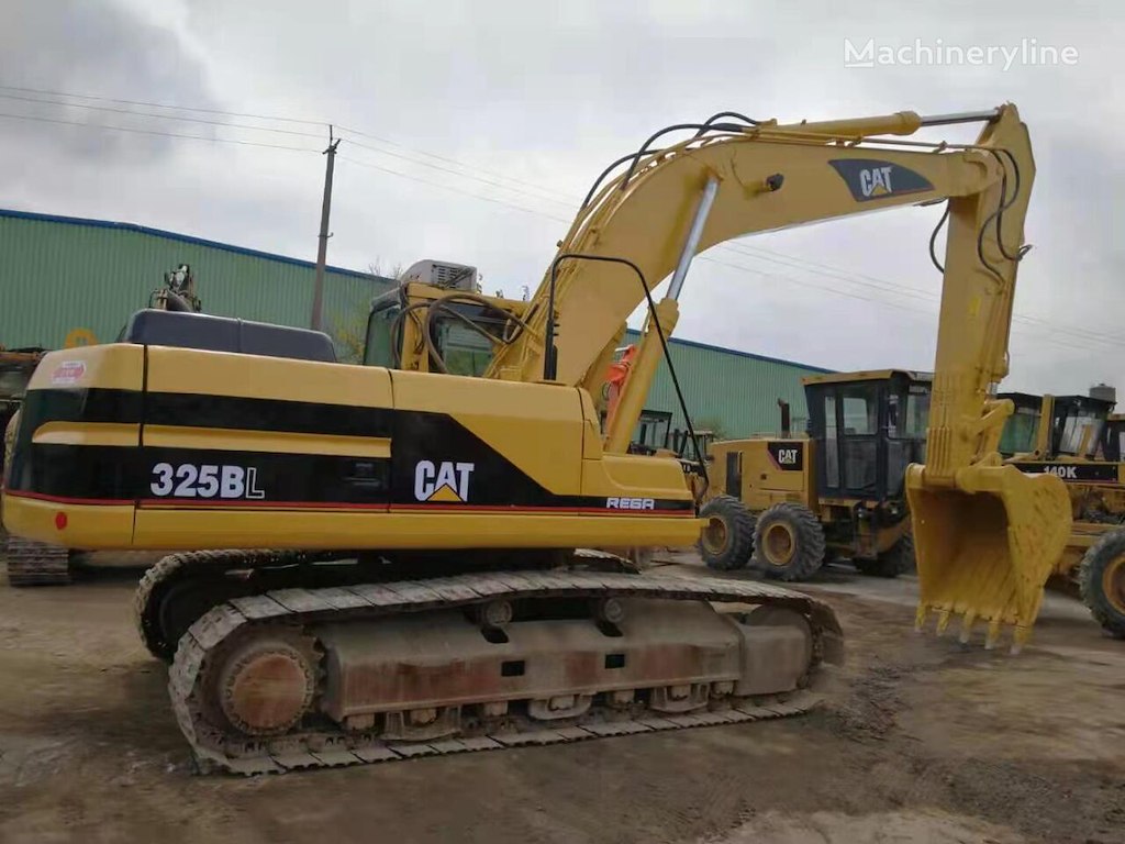 Caterpillar 325B bager guseničar