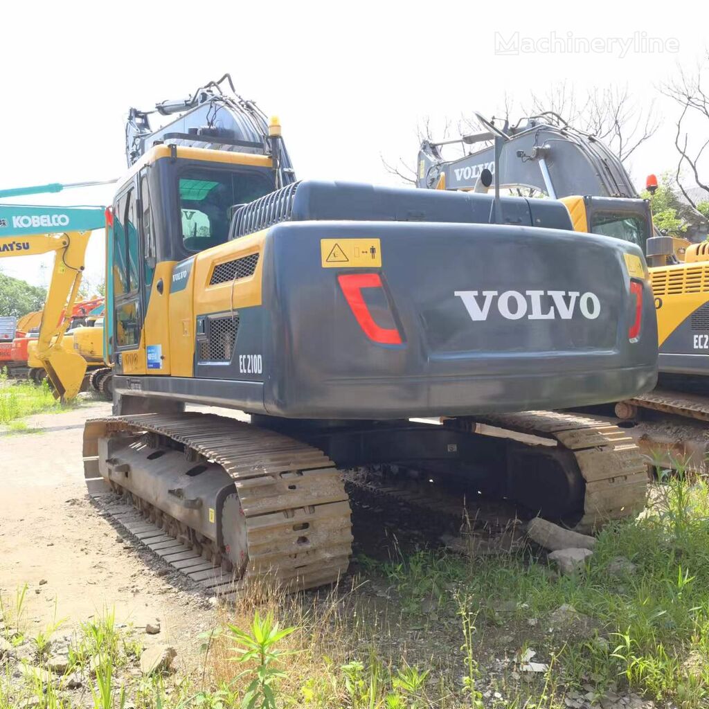 Volvo EC210D bager guseničar