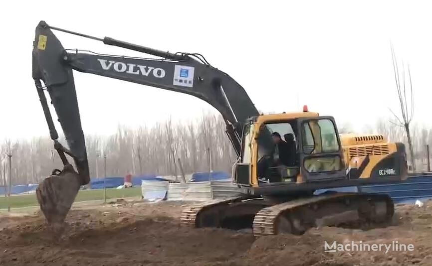 Volvo EC240BLC bager guseničar