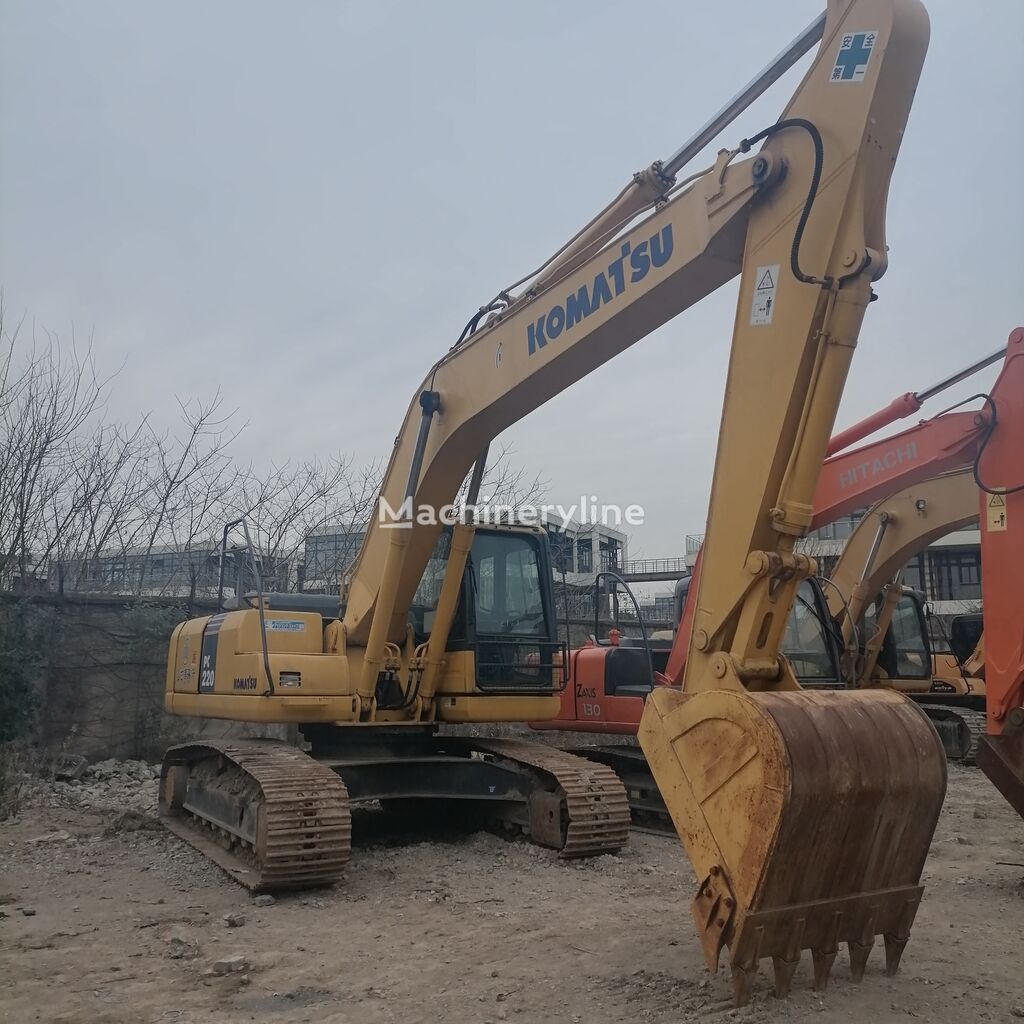 Komatsu PC220-8MO bager guseničar