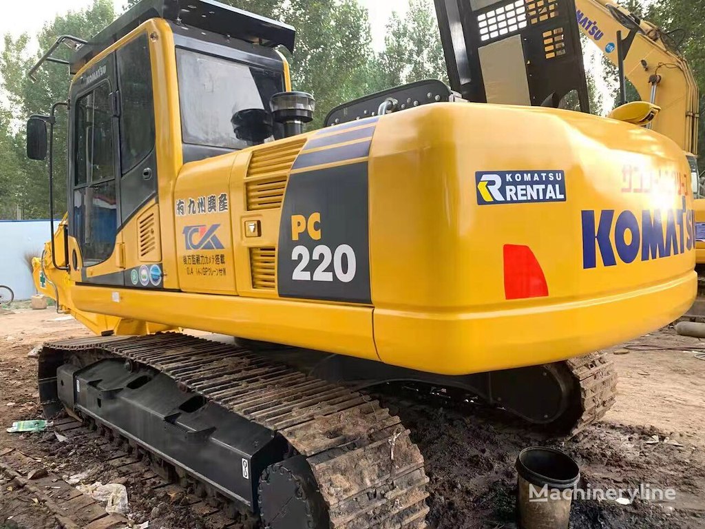 Komatsu PC220 bager guseničar