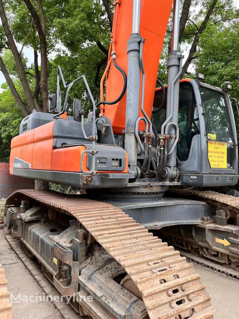 Doosan DX520 bager guseničar