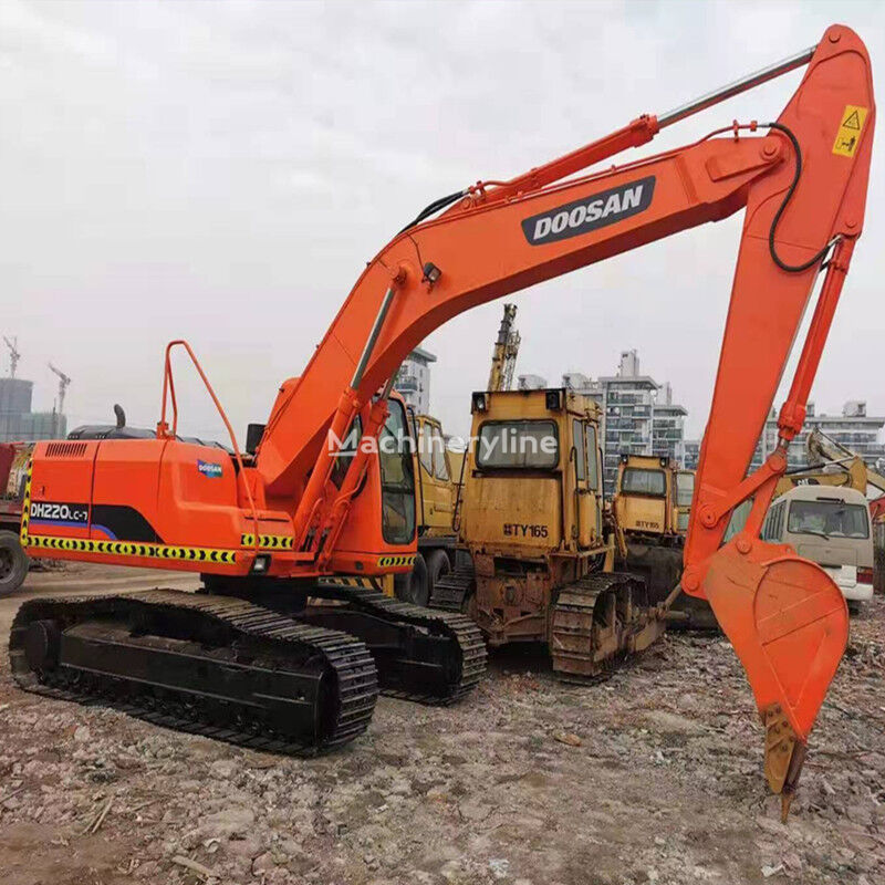 Doosan DH220 bager guseničar