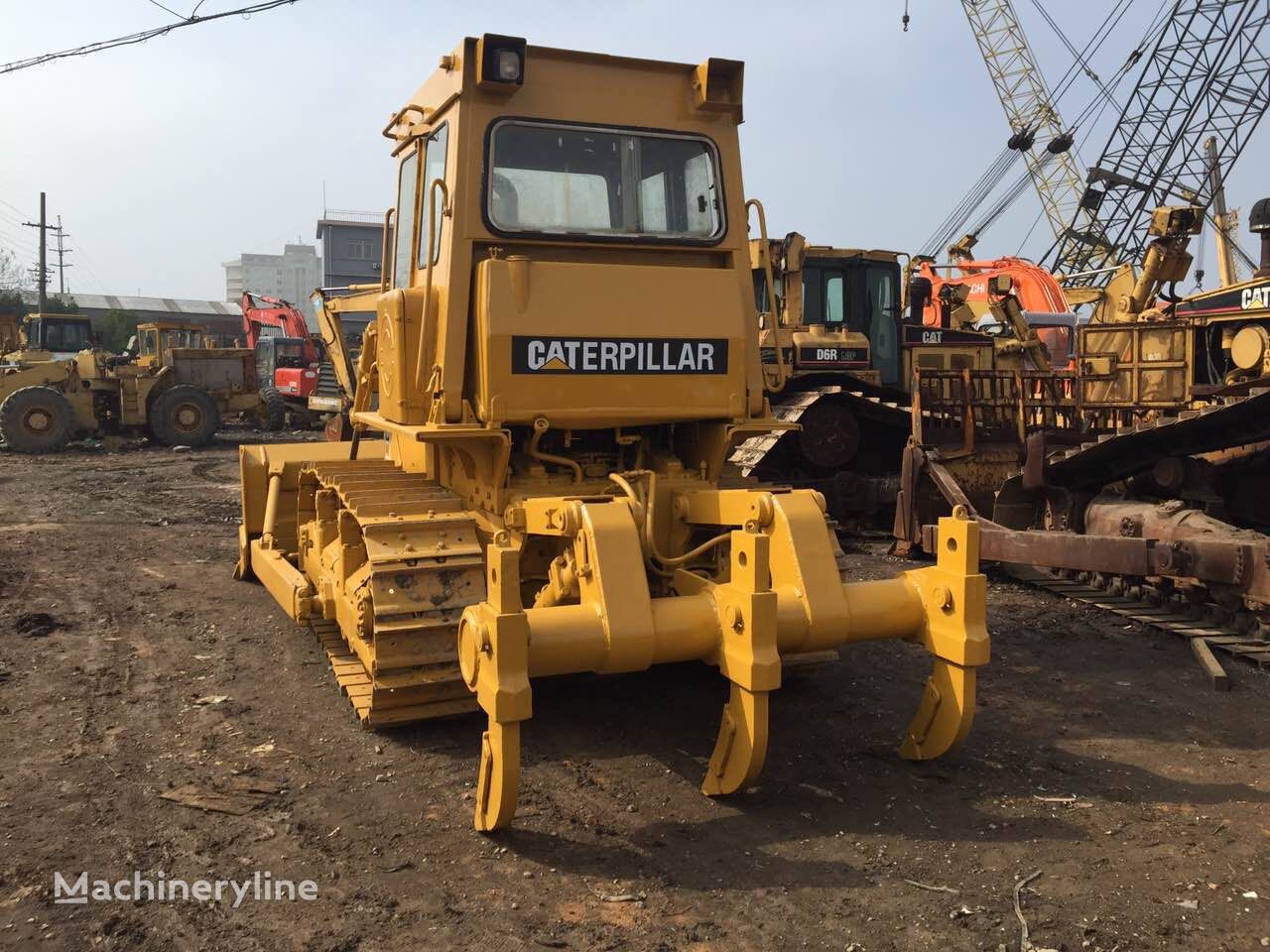 Caterpillar D6G buldožer