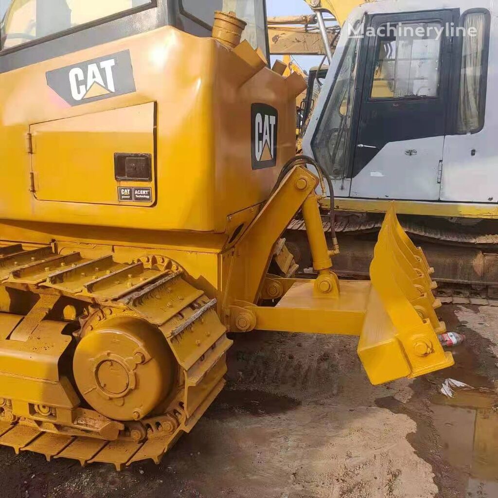 Caterpillar D4G LGP buldožer