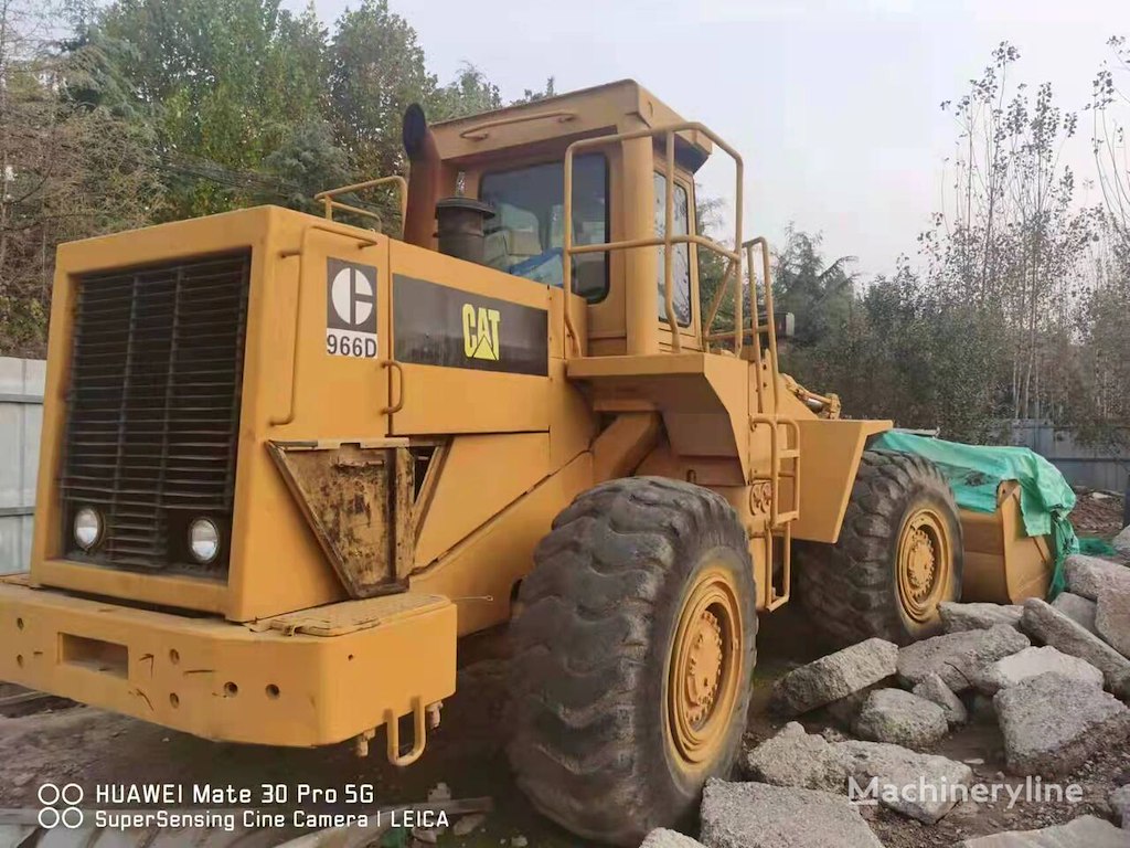 Caterpillar 966D prednji utovarivač