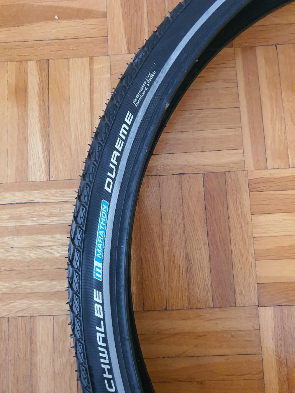 Schwalbe marathon dureme Nova