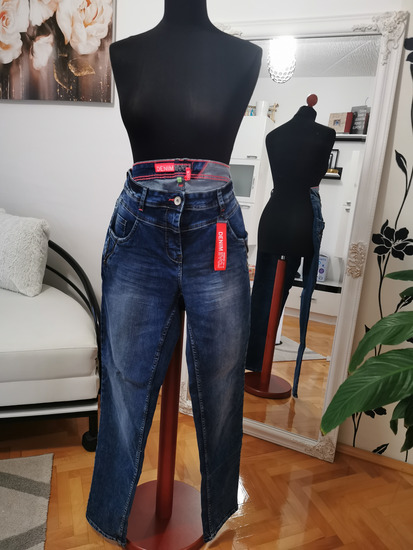 Nove farmerice