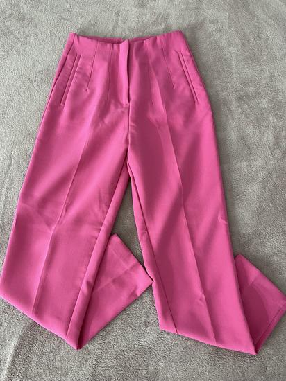 Roze pantalone