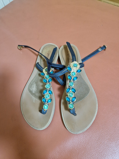 Sandale za leto i plažu