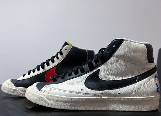 BLAZER MID 77’ EMB