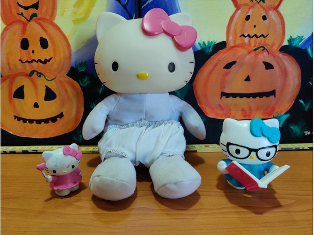 Hello Kitty 3 igračke - velika lutka i dve lepe figure