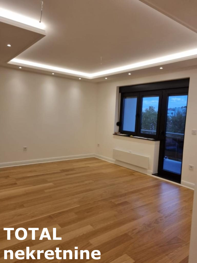 Stan,NOVI SAD,CARA DUSANA 92.00m2,302410€ , ID: 1097346