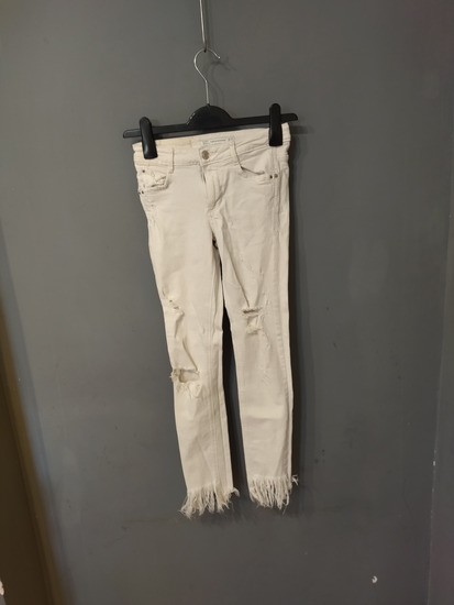 Zara pantalone 34