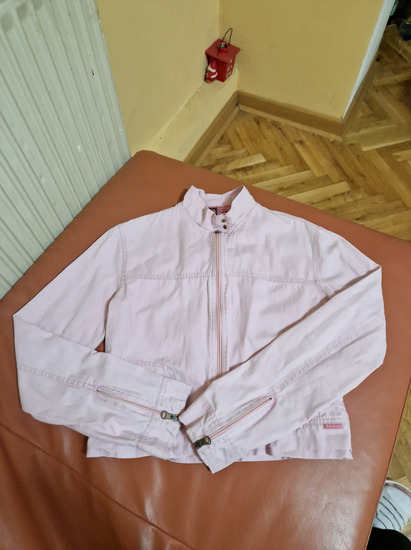 Roze teksas jakna