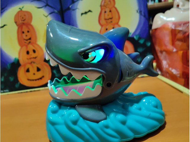 CRAZY SHARK - Pazi se ajkule igračka koja grize