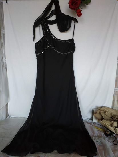 Svečana duga crna haljina XL 44
