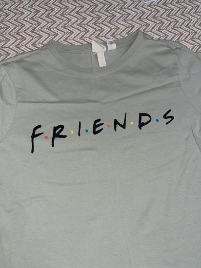 H&M Friends majica + poklon olovka za usne