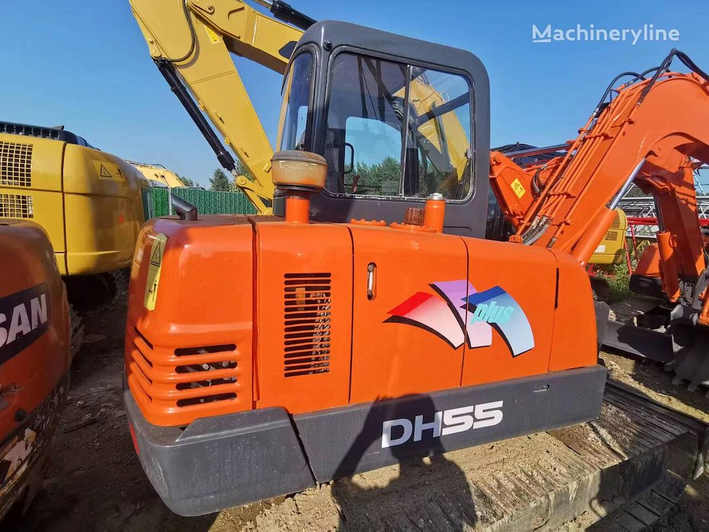 Doosan DH55 bager guseničar