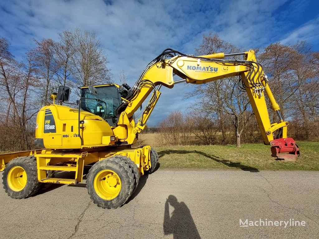 Komatsu PW 118 MR-8 bager točkaš