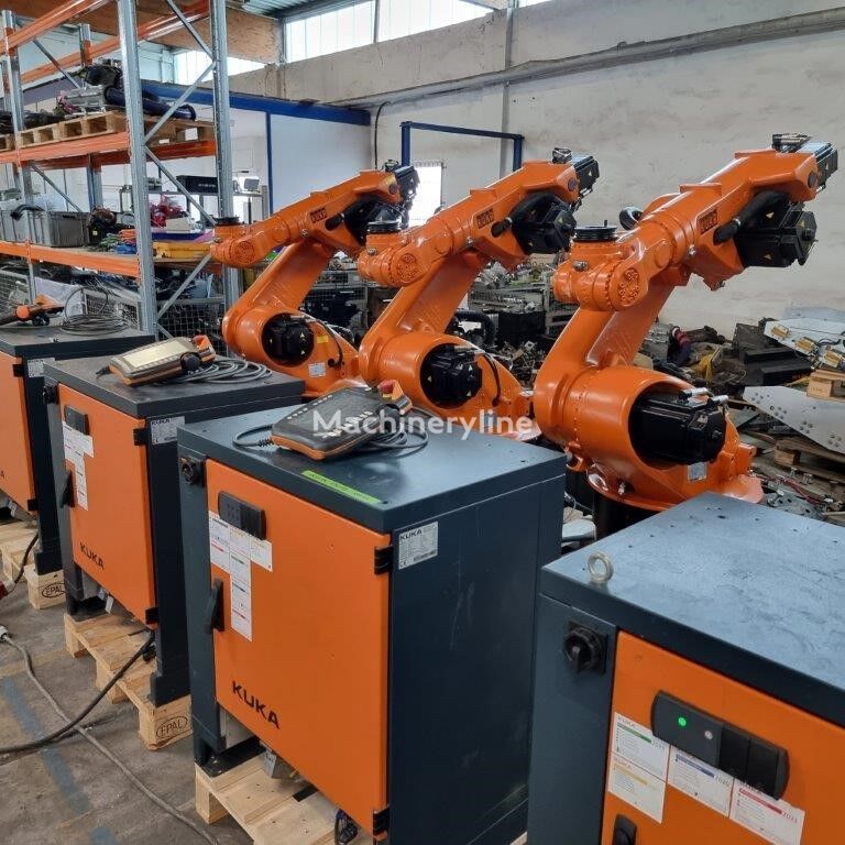 KUKA KR30-3 industrijski robot