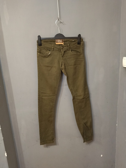 Pull and bear pantalone S