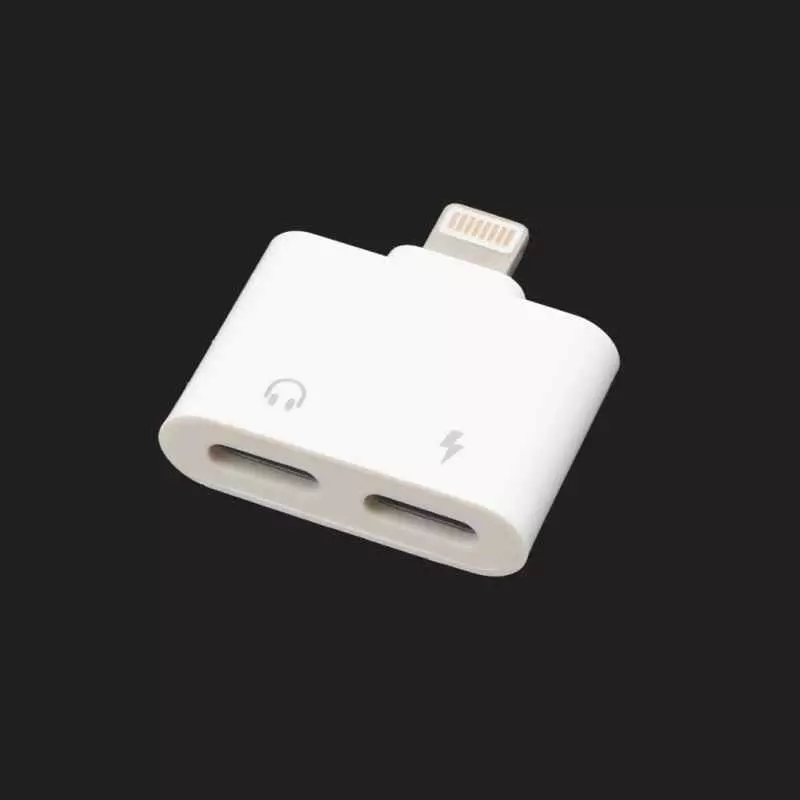 Adapter za slusalice i punjenje W5 iPhone lightning beli