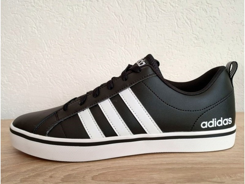 Adidas vs pace original patike broj 42 2/3--27cm