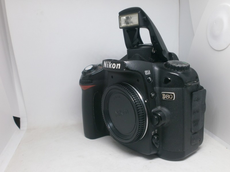 Nikon D80 telo