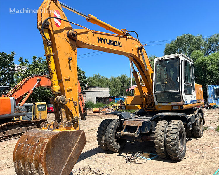 Hyundai R130W bager točkaš