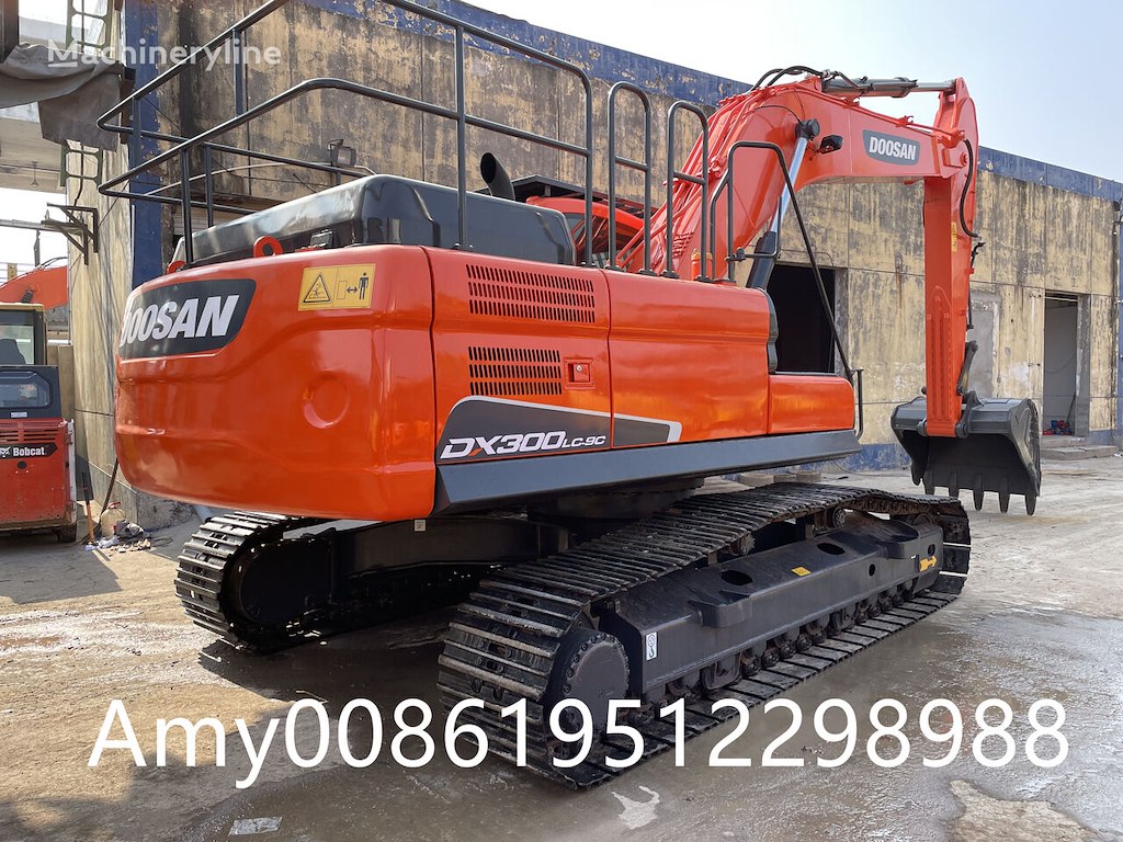 Doosan DX300LC-9C bager guseničar