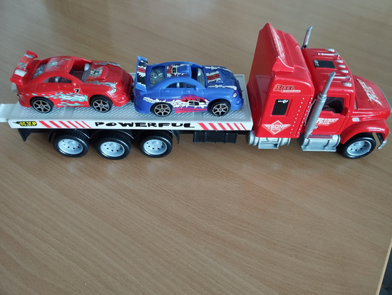 Power hot truck, kamion sa 2 auta