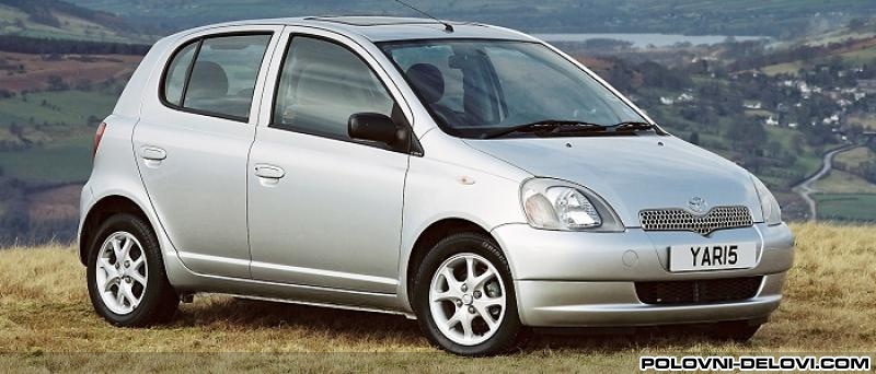 Toyota Yaris Enterijer