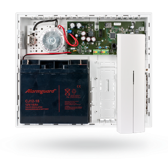 Kontrolna ploča sa GSM/GPRS/LAN komunikatorom i radio modulom