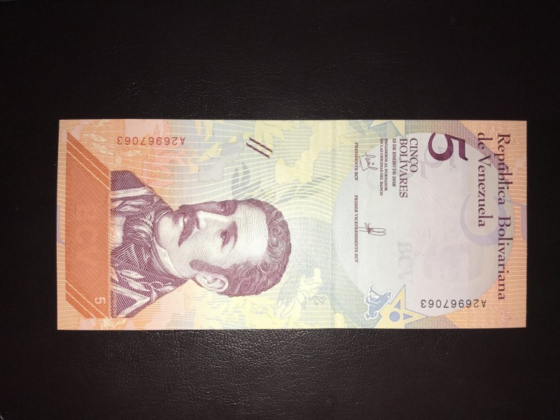 VENECUELA 5 BOLIVARES. UNC.2018.