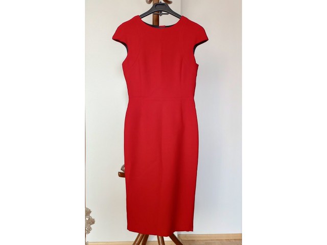 Crvena haljina Zara veličins S