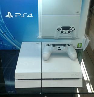 Iznajmljivanje Sony PlayStation 4