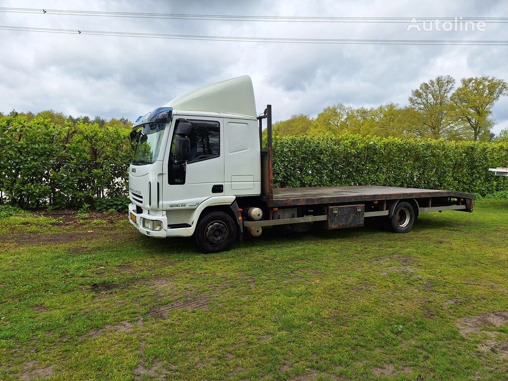 IVECO Eurocargo 120-22 autotransporter