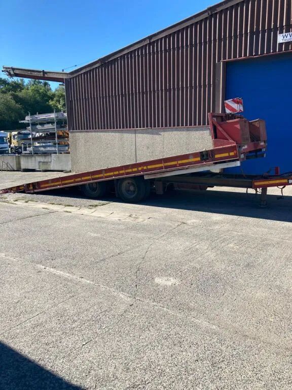 Mol 2 AXLES TIPPING TRAILER WITH RAMPS prikolica sa niskom platformom