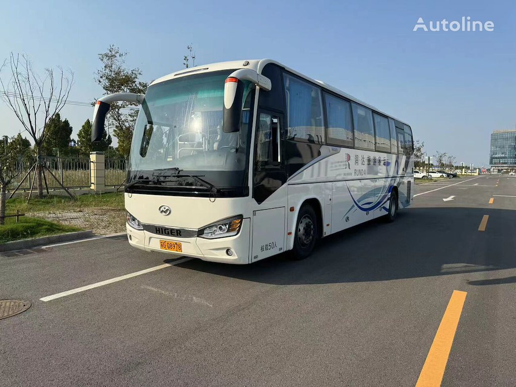 Higer turistički autobus