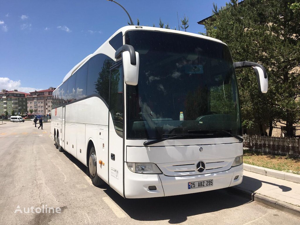 Mercedes-Benz Tourizmo prigradski autobus