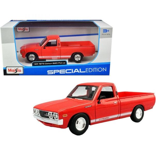 MAISTO Metalni model autića 1:24 Datsun 620 Pick-Up 18cm Special Edition 31522