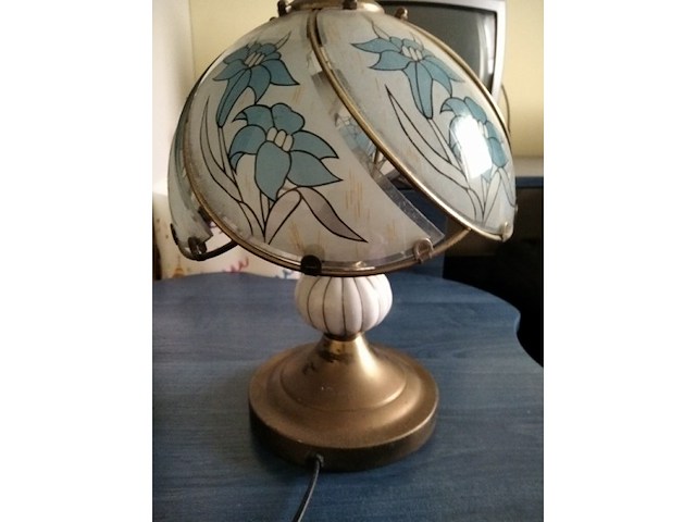 Starinska stona lampa