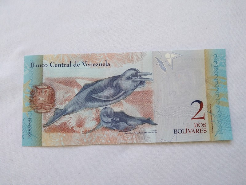 Venecuela 2 bolivara,2014 god.UNC,P 88g,retko