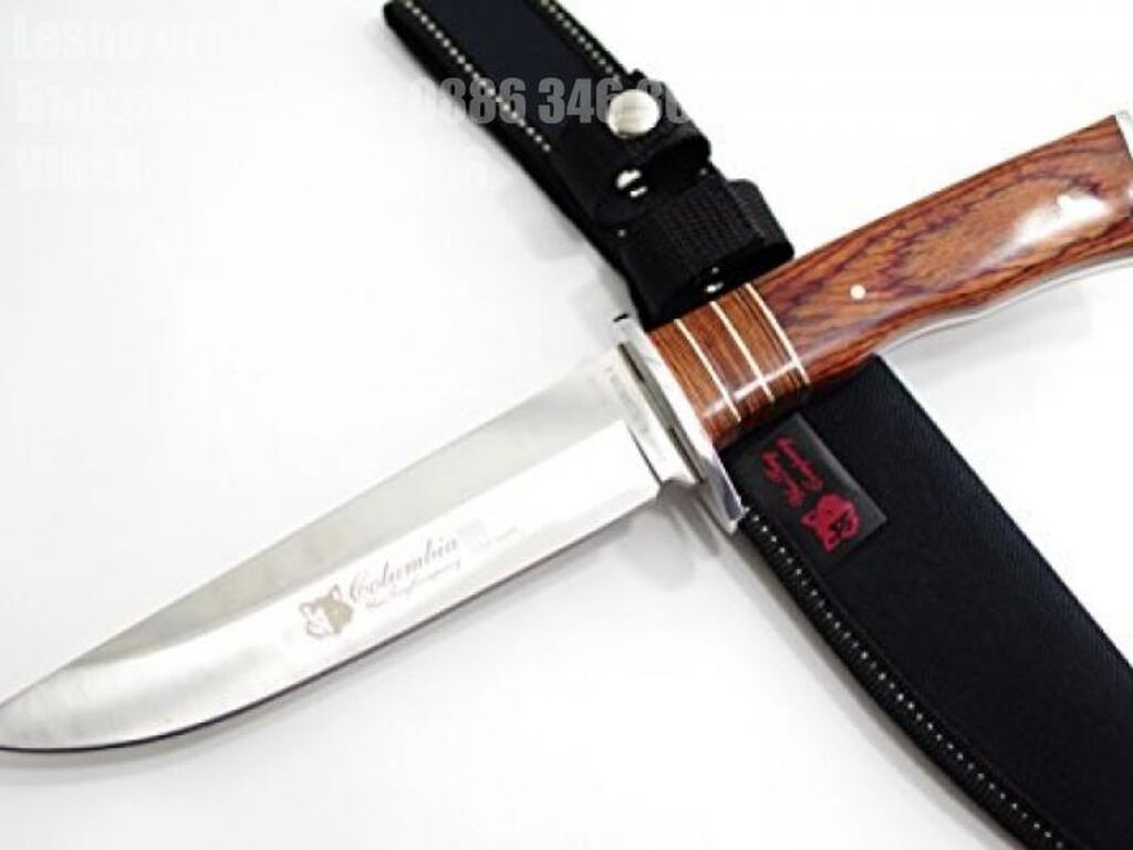 Lovački nož COLUMBIA G32 sa fiksnim sečivom i poluštitom. Nož